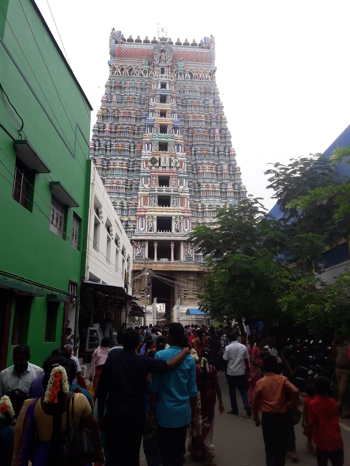 Temple: Aadi Ther(Radham)