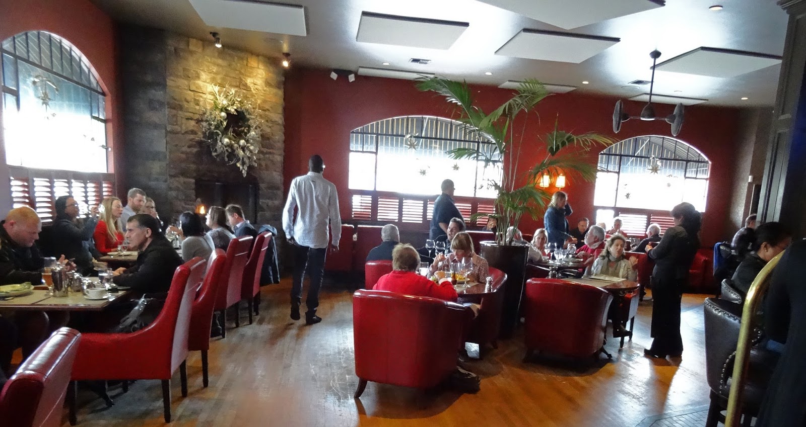 MAD MEAT GENIUS: STARK’S STEAK & SEAFOOD