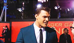 birthdays: Alan Ritchson (gifs)