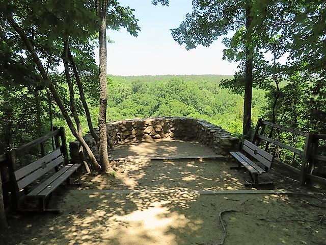 Hiking with a Fat Bald White Guy: RAVEN ROCK STATE PARK - RAVEN ROCK ...
