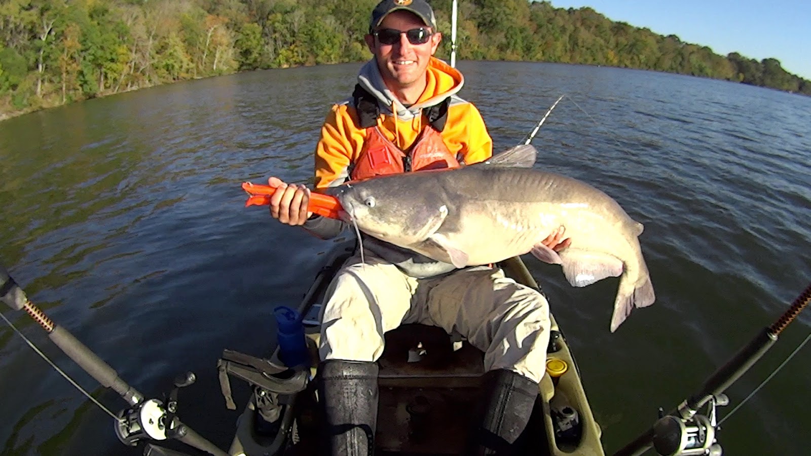 Kayak Catfishing in High Winds - Kayak Catfish
