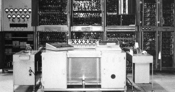 Sejarah Komputer Lengkap Dari Generasi ke Generasi - Sinau Komputer