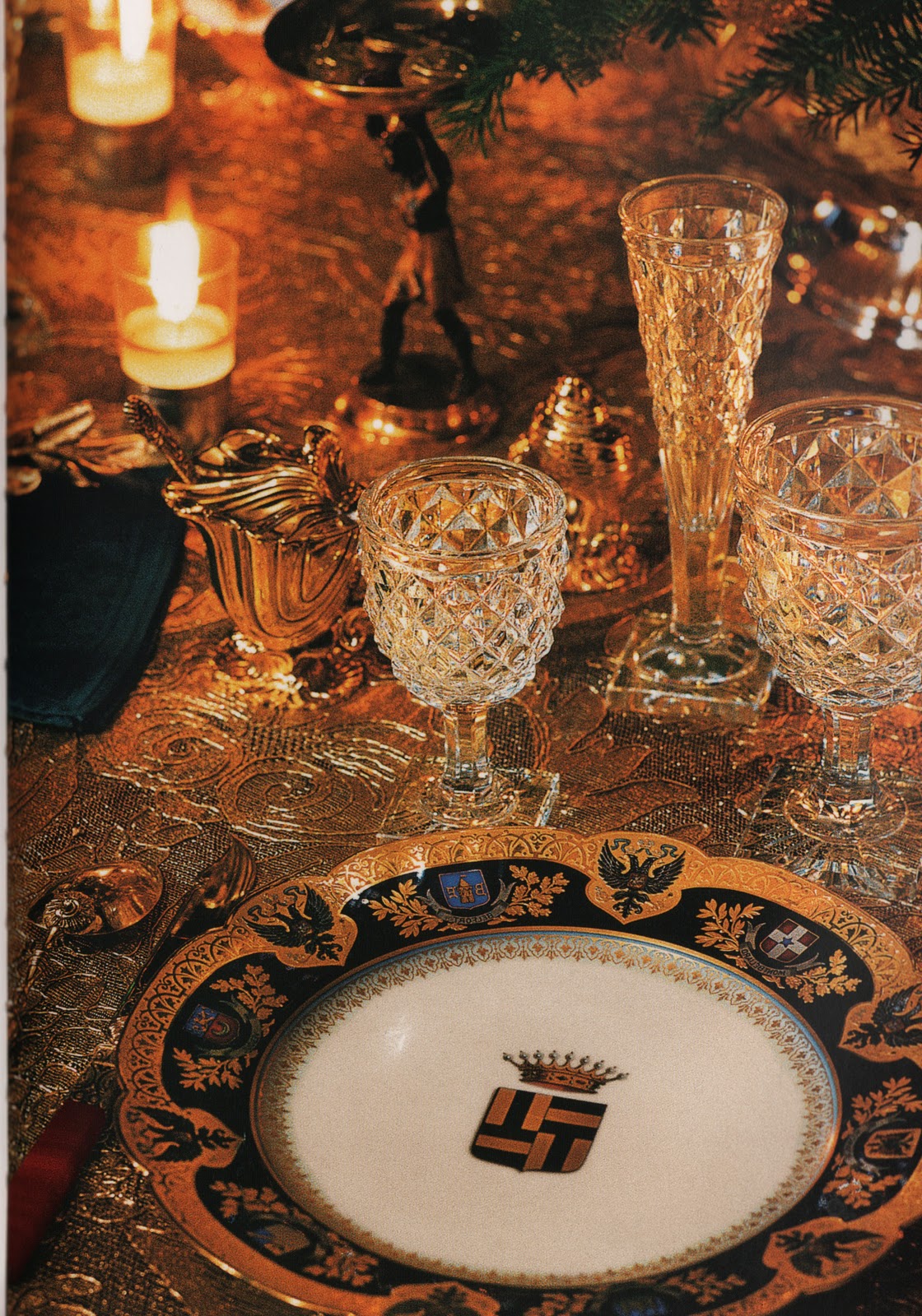 Alberto Pinto's Holiday Table Settings