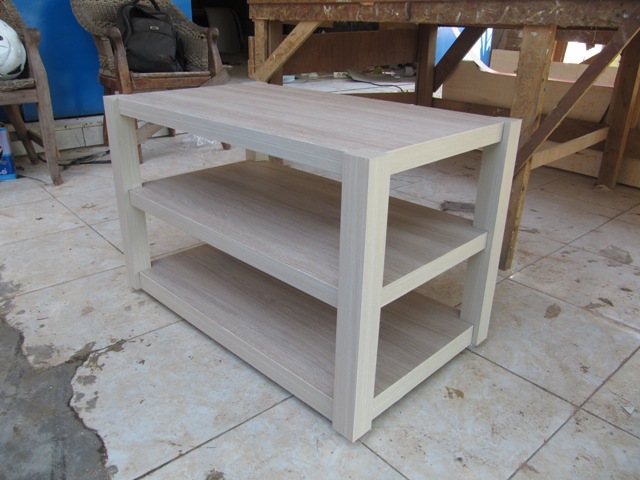 Rak Amplifier Audiophile Dengan Spike - Furniture Semarang | Furniture ...