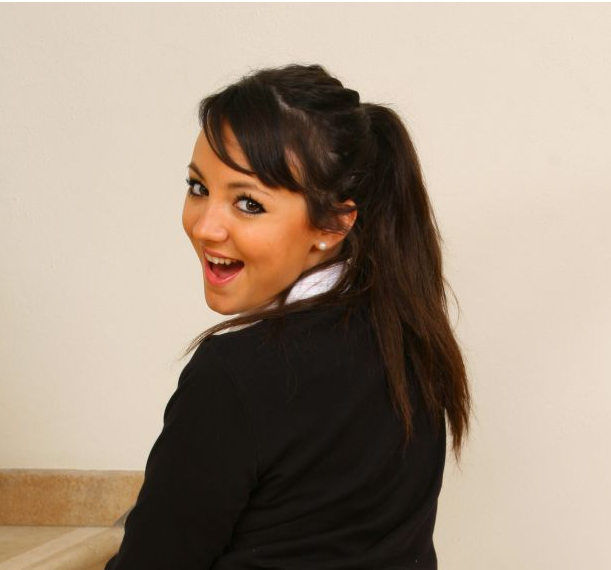 Women With Pearl Earrings: January 2012