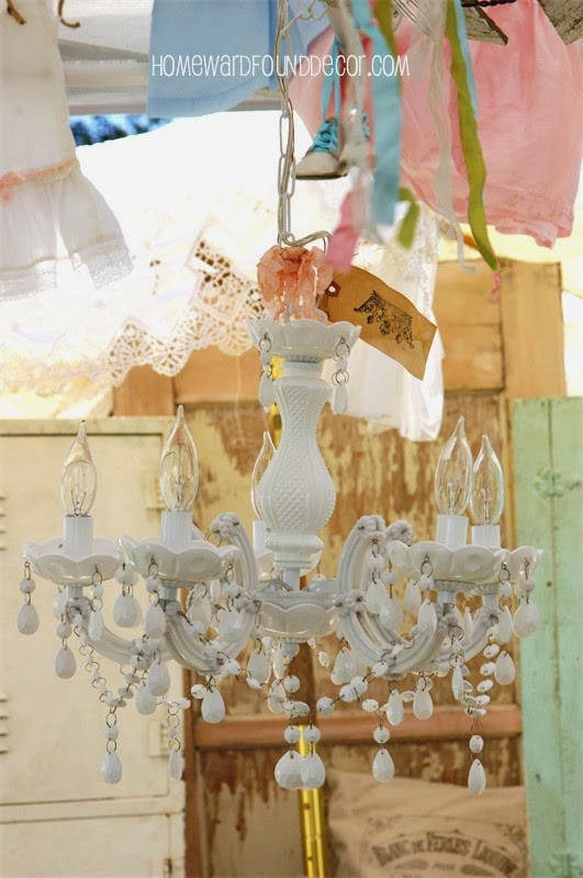 Debi Ward Kennedy | Design Blog: The 411 of a Vintage Booth Display