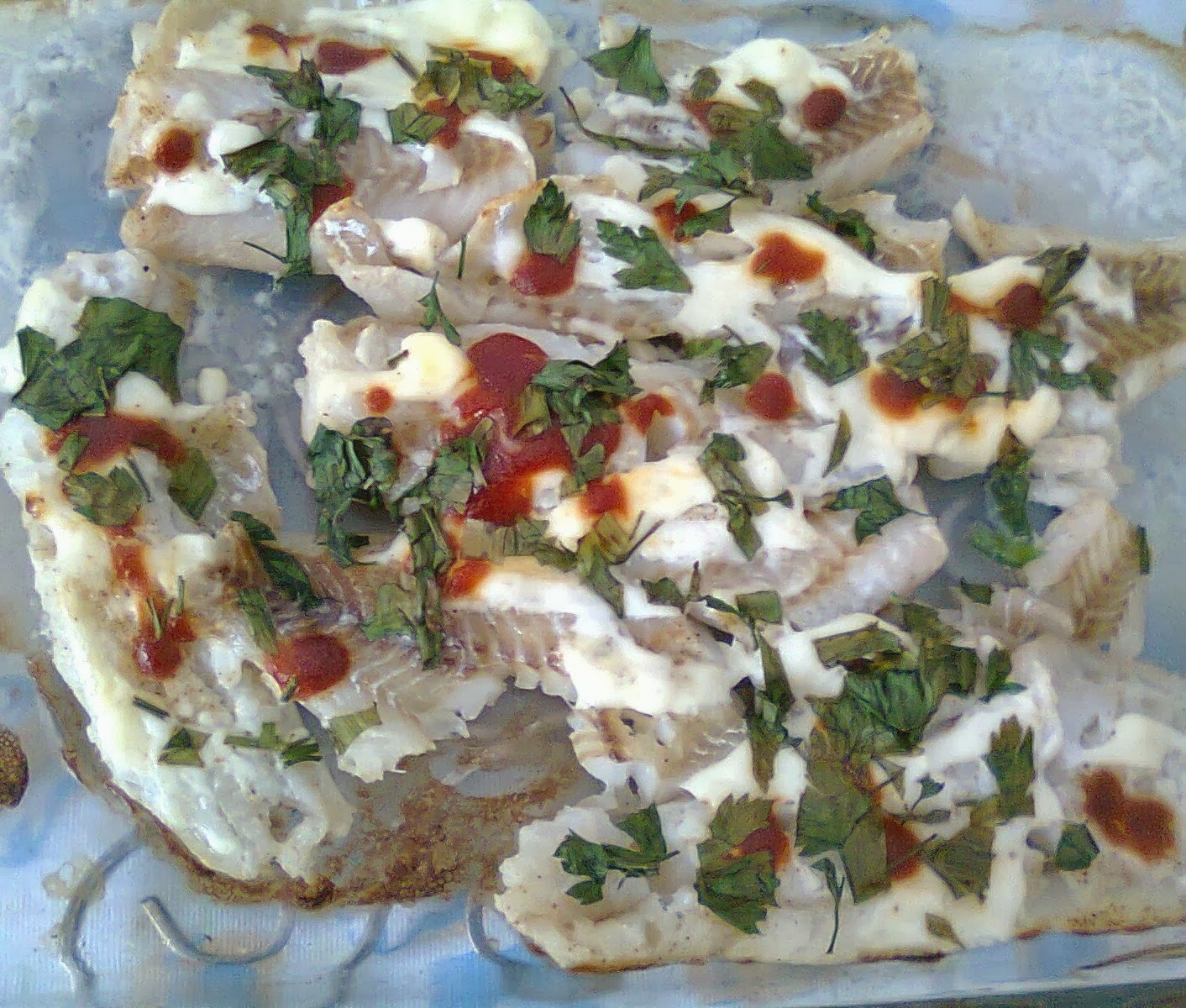 Ipanema Pitanga: Filé de Peixe Assado com Maionese e Ketchup