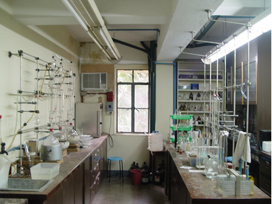 Romance Novels for Feminists: Love as a Scientific Experiment: Six de ...