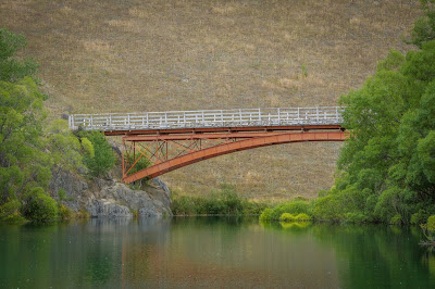 Paws Awhile: Old Iron Bridge - Twizel