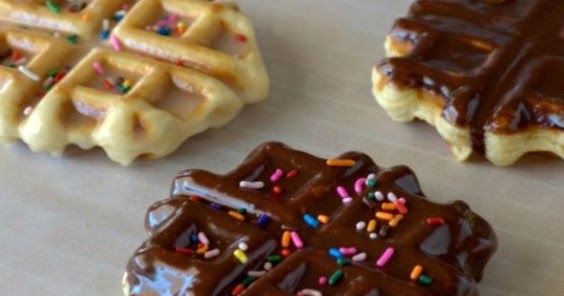 31 Waffle Iron Hacks You Have to See To Believe - Easy Recipe and DIY Tips