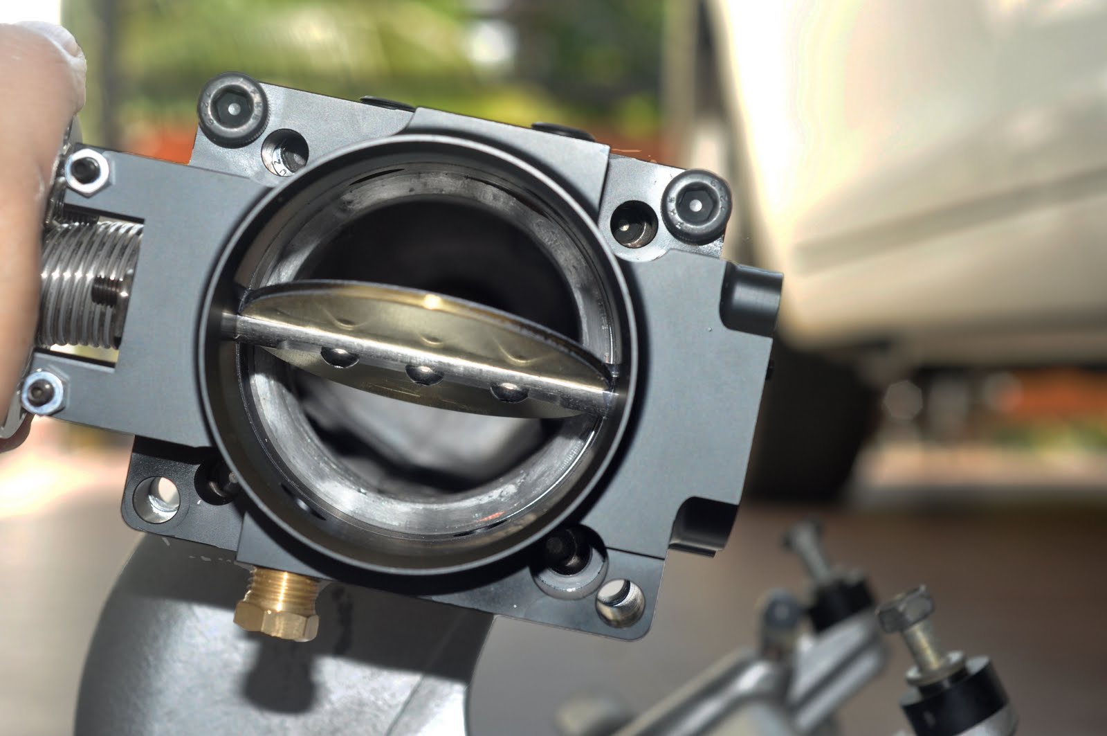 4G93T: throttle body 4g63t or 93t