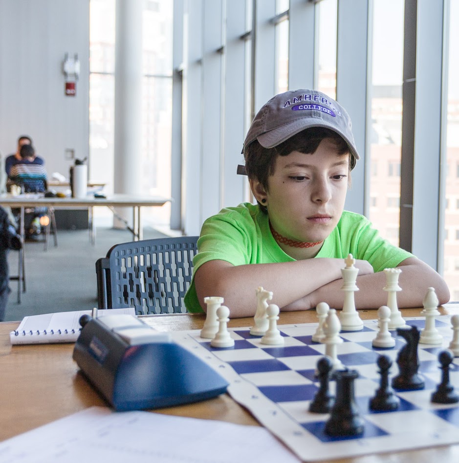 Boylston Chess Club Weblog: Cortizas photos of the MIT Winter Open