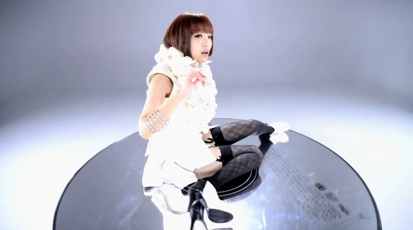 I cry like Yuko Oshima: Jpop: Yun*chi - Your Song