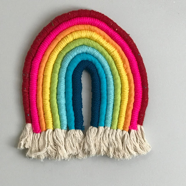 Lyndi's Projects: Yarn-Wrapped Rope Rainbow
