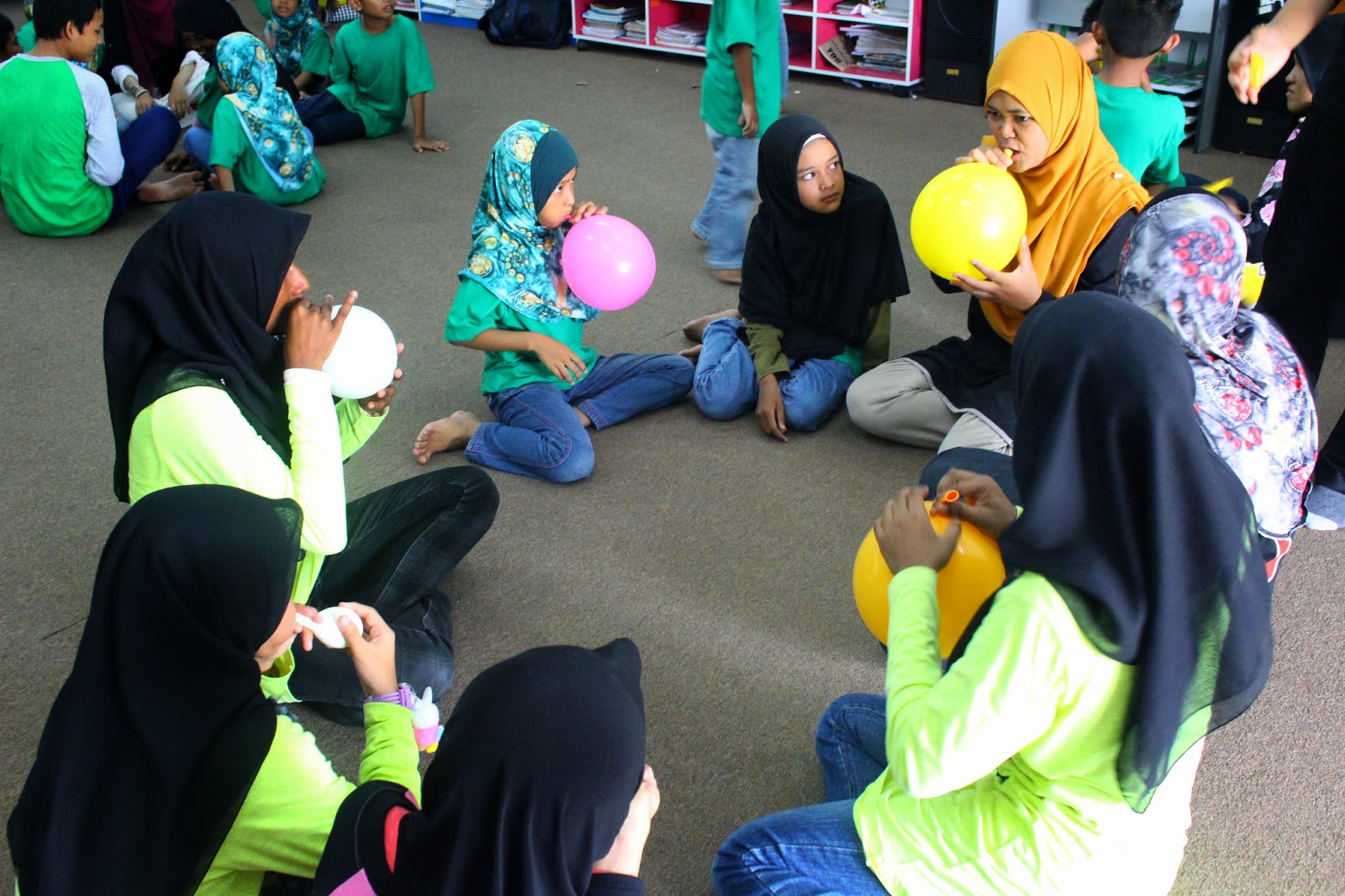 Jalinan Safiyyah: Minggu keempat (belon)