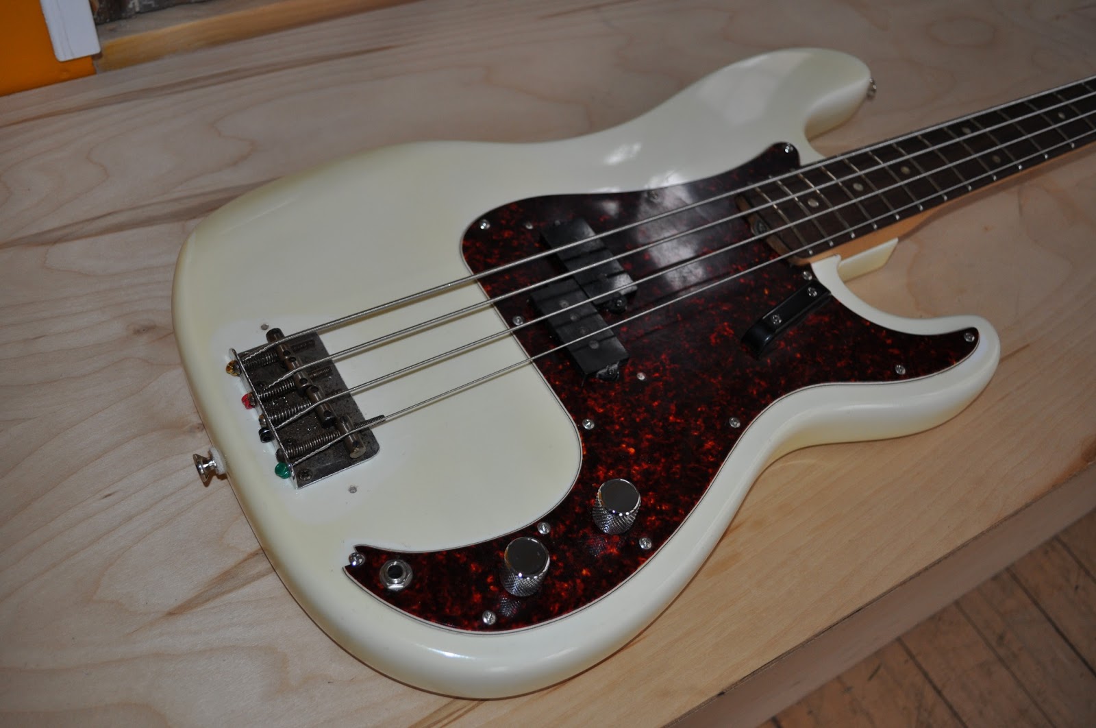 The Guitar Garage: Sold: 1972 Fender Precision (P-bass), Olympic White ...
