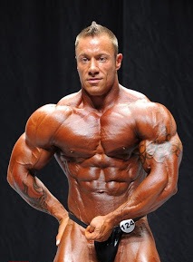 world bodybuilders pictures: bodybuilder Rob Youells