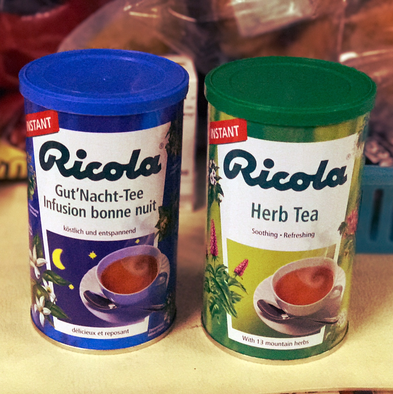 G-Zero's Small Blog: รีวิว ชาริโคลา - Ricola instant tea