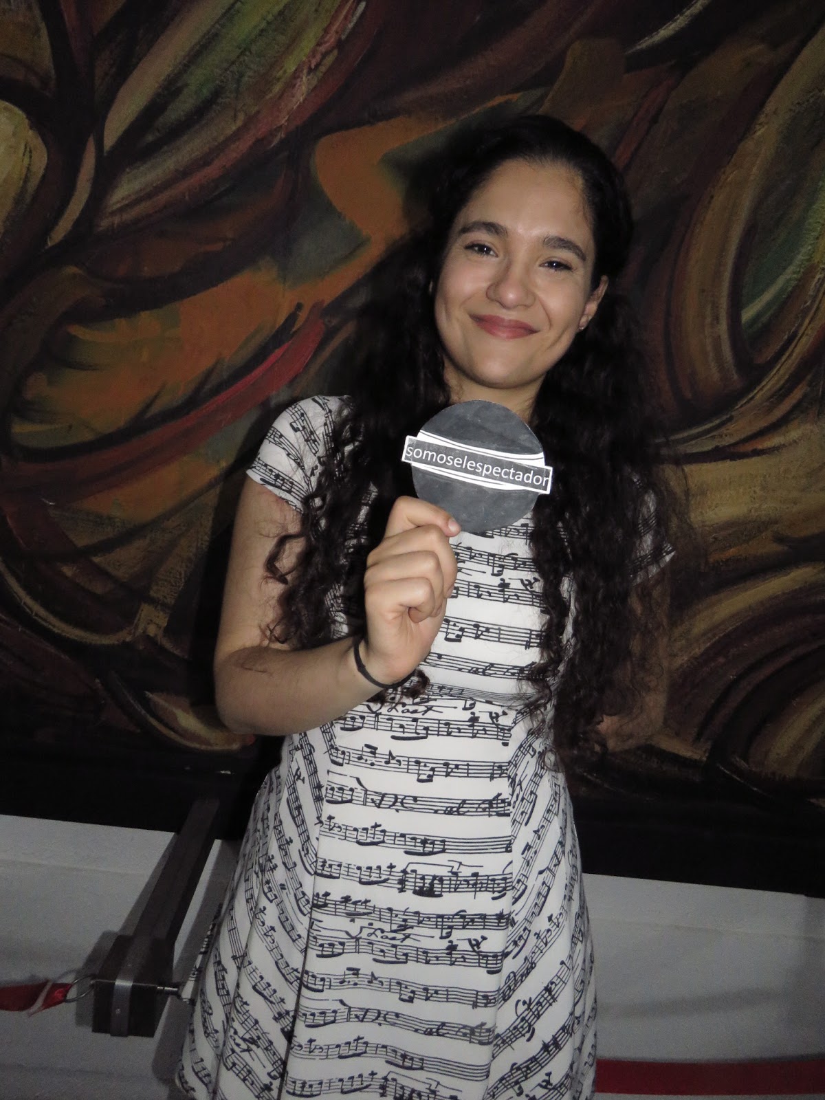 somos el espectador: ALONDRA HIDALGO ABANDERADA DE LA ANDA