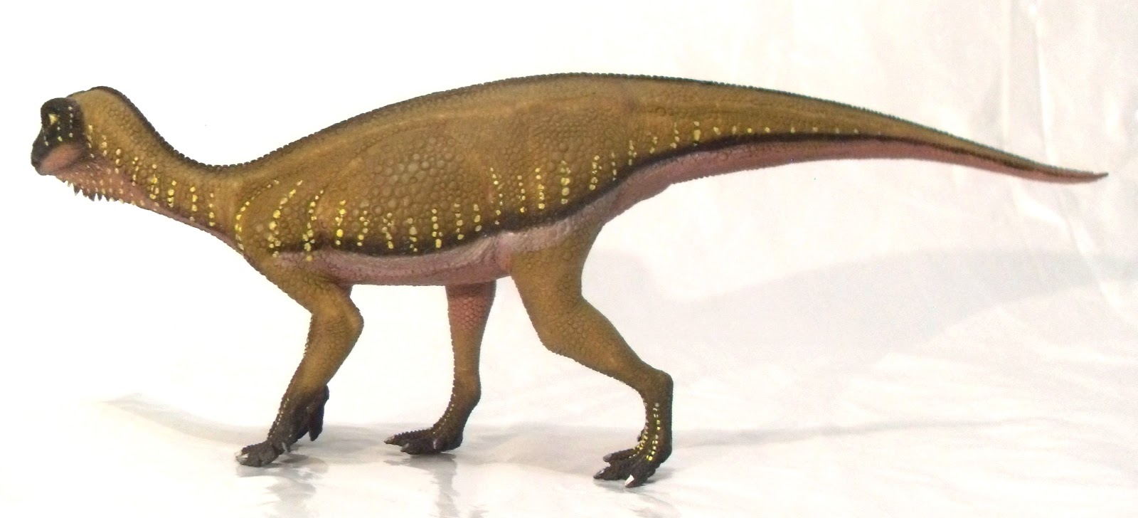IluzerArt"s - Dinossauros em Resina: Sacisaurus agudoensis