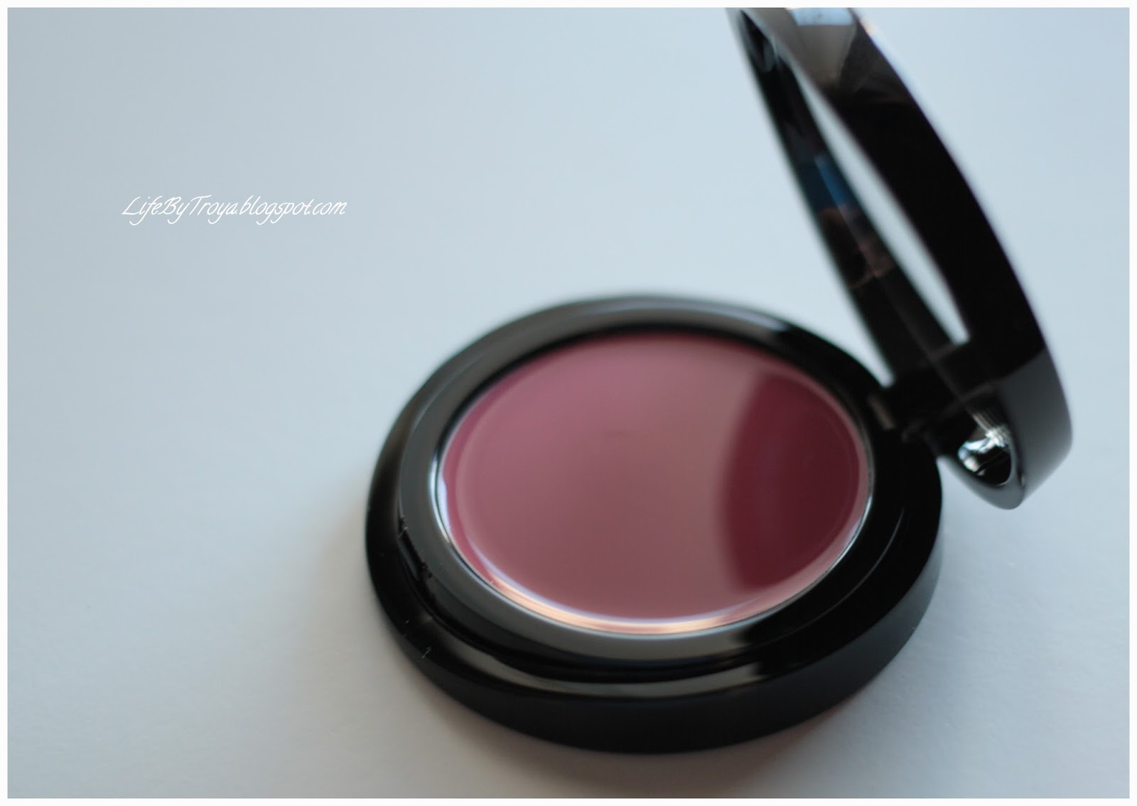 Review:: ArtDeco Cream Rouge For Cheeks & Lips #15 Creamy Rosy Madame ...