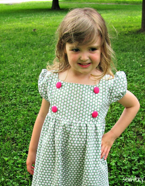 sewVery: Junebug Dress Pattern Test