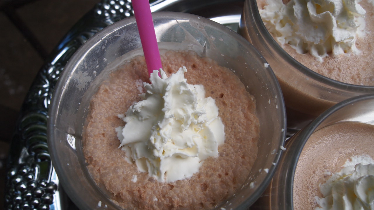 OmNomLove: Frozen Mochachino