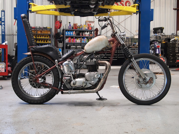 South Bay Street Machines: 1969 Triumph TR6R Hardtail Rigid