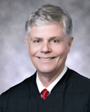 Independence of Representation in Court and Judicial Accountability in ...