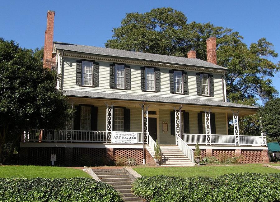 Vines-Barnes Family: HISTORIC TARBORO WALKING TRAIL & TOUR