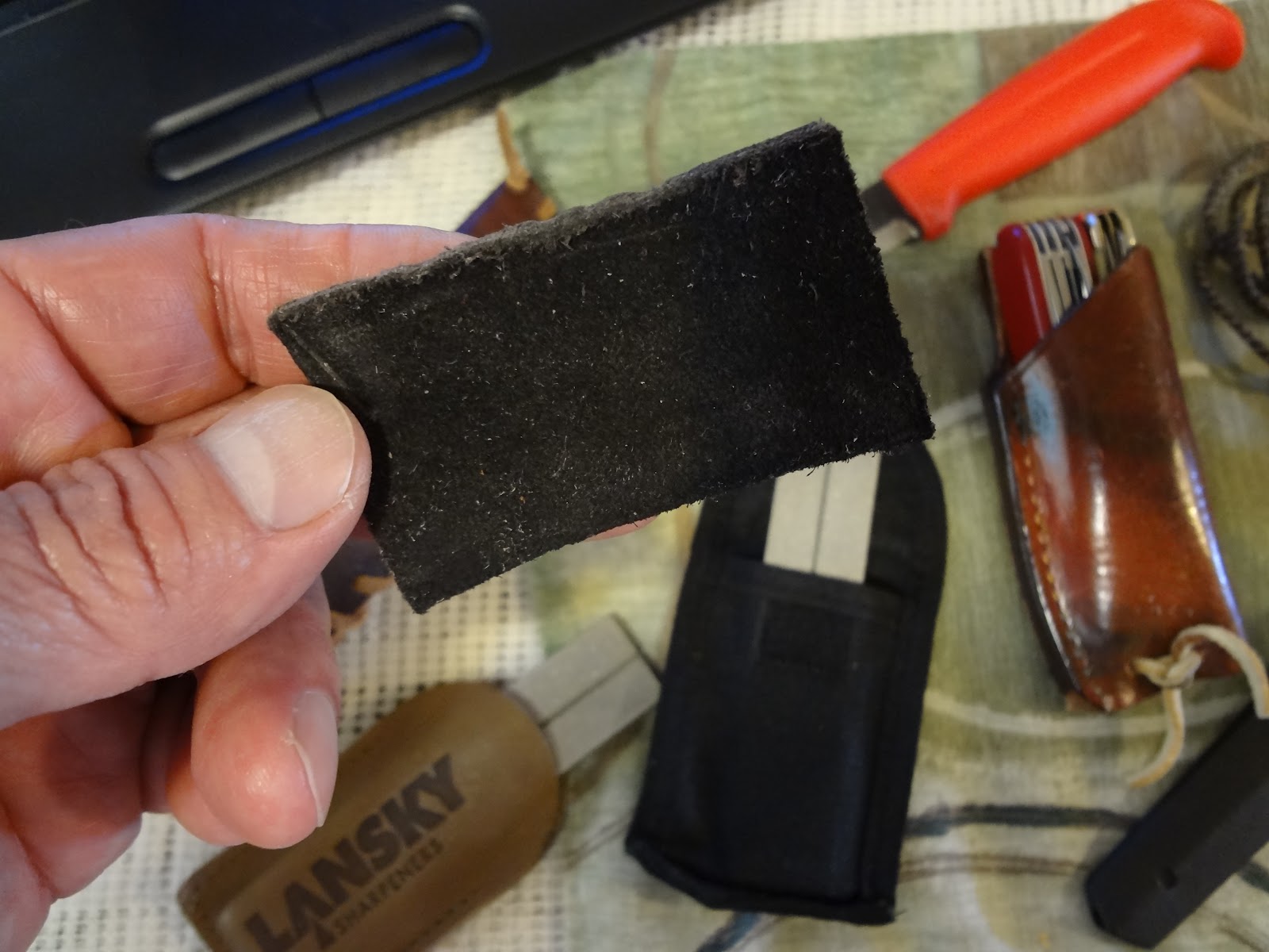 Woods Roamer: The Pocket Strop