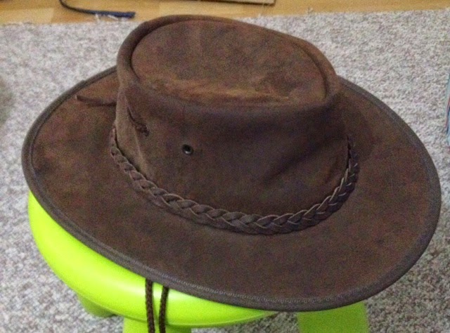 Orang Jawa Sekolah di Australia: Kisah Sebuah Topi