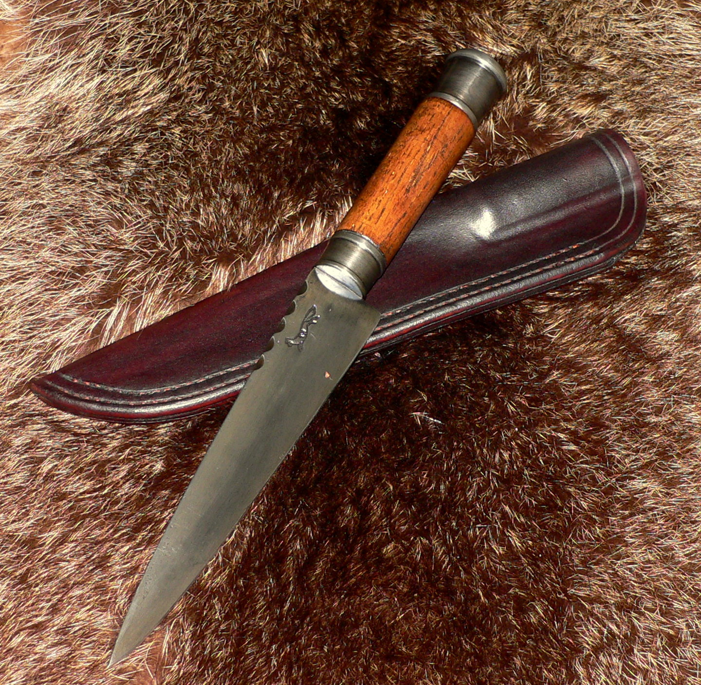 Leather from the Past: Tim Ridge knife & Sheath