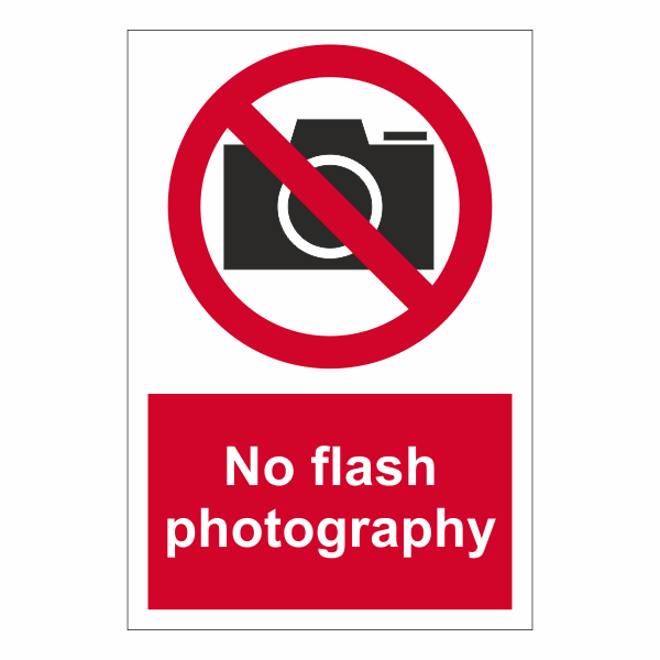 Wayfarin' Stranger: No photographs, please!