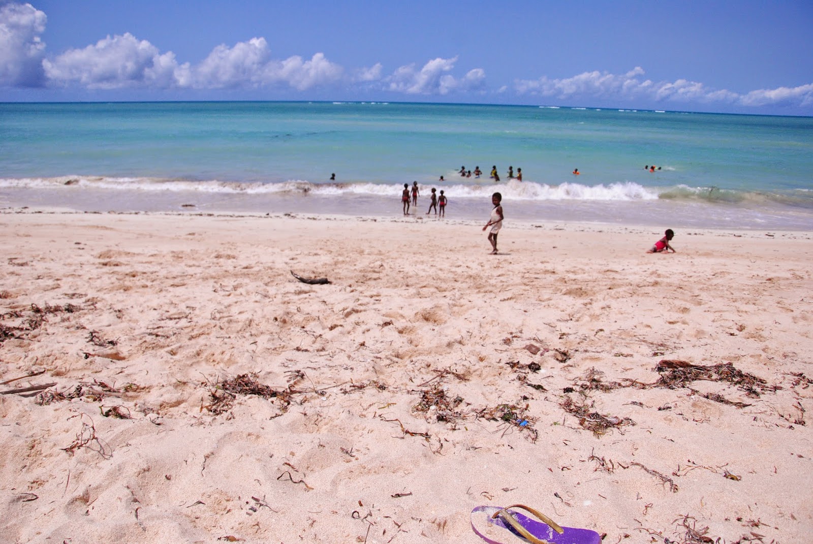 Semillas de Esperanza: Praia de Chuiba