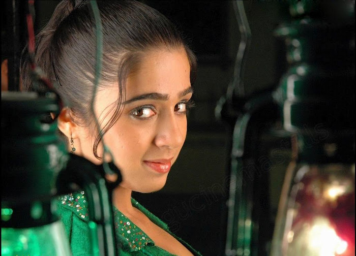 Charmi hd wallpapers | Movies Songs Lyrics