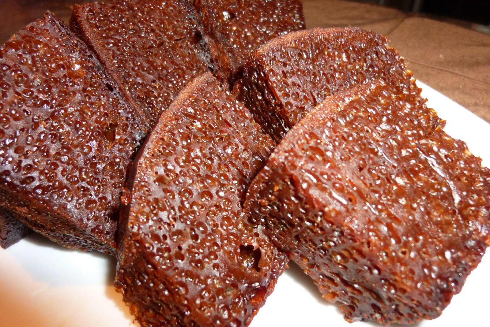 INCREDIBLE RECIPES: Kek Gula Hangus