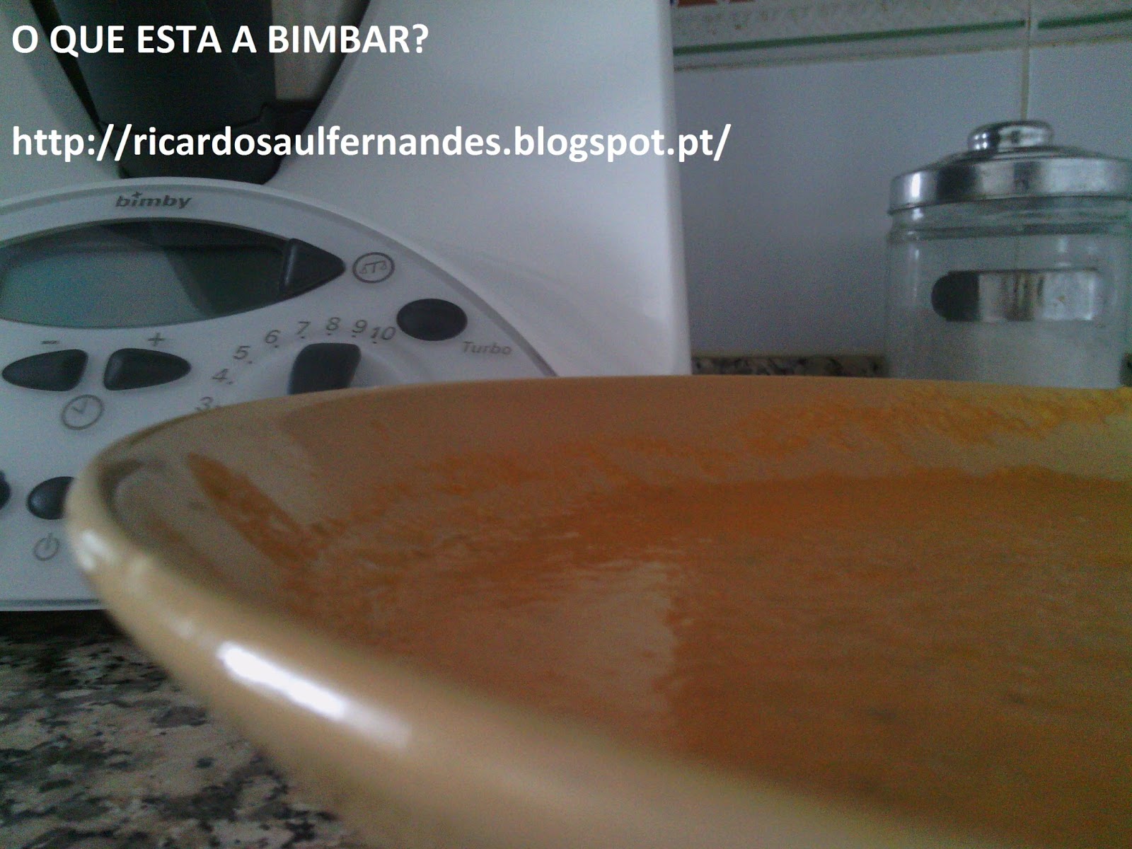 O que está a bimbar?: Sopa de tomate e feijão verde