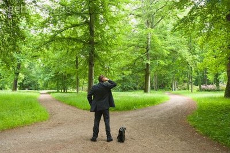 Pr. Edilson Ramos: DOIS CAMINHOS