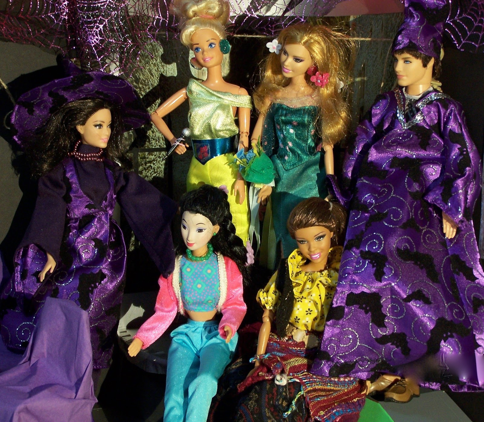 Barbie:OldNewGreenRedo : Skeleton Bash Revisited