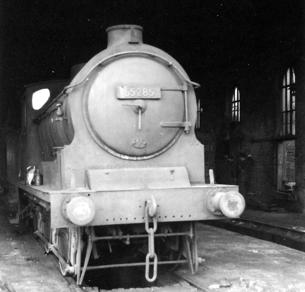 Tour Scotland: Old Photograph Steam Train Kipps Shed Airdrie Scotland