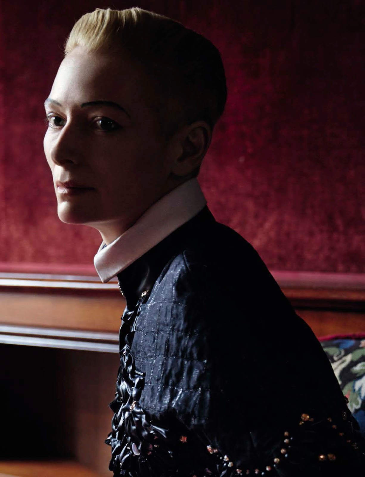Dark Lady: Tilda Swinton for Vogue Italia - FeedTheFashion