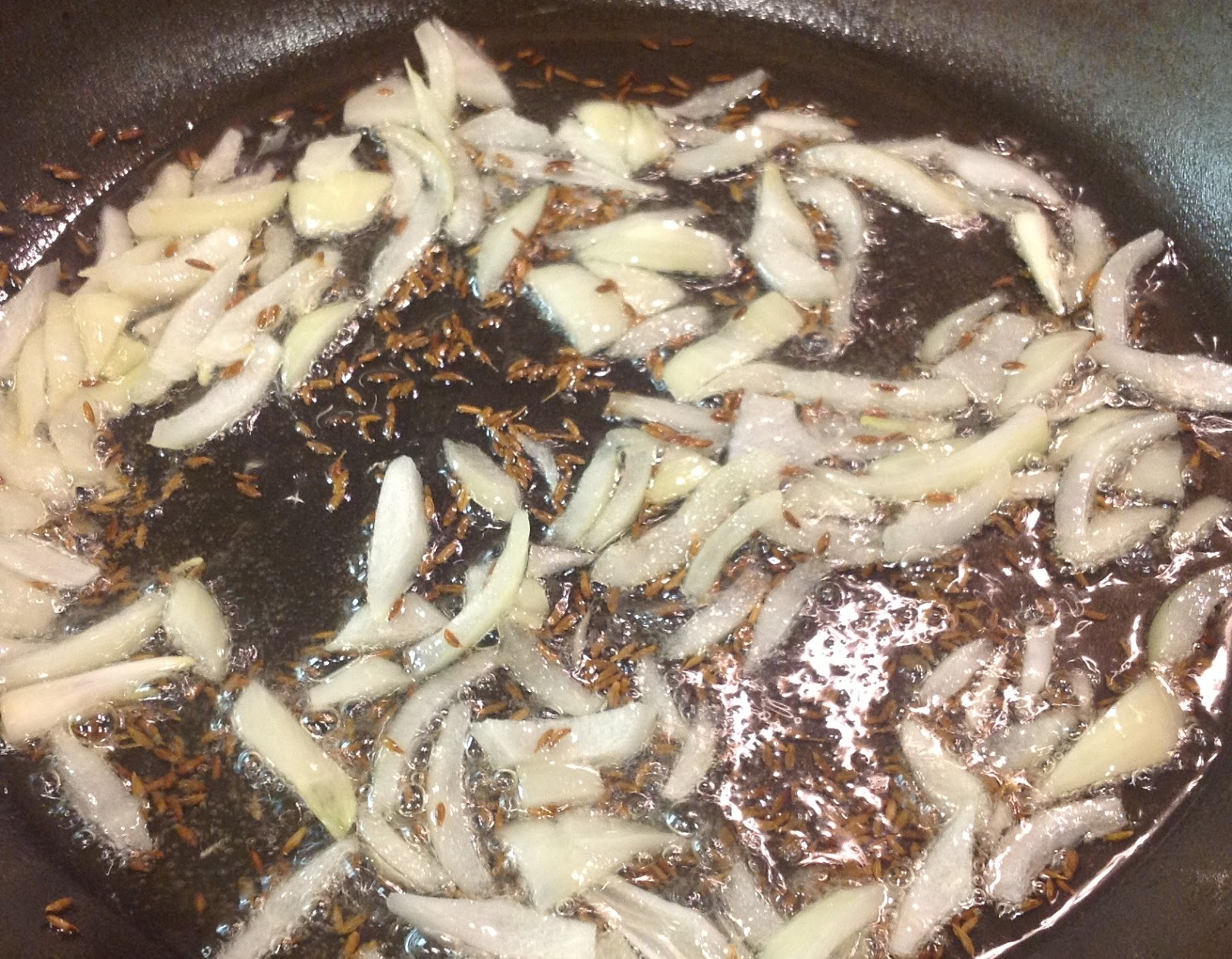 This Muslim Girl Bakes: Restaurant Style Daal