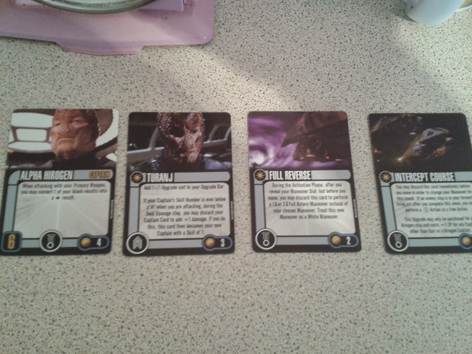 Star Trek Attack Wing Hirogen Alpha hunter unboxing