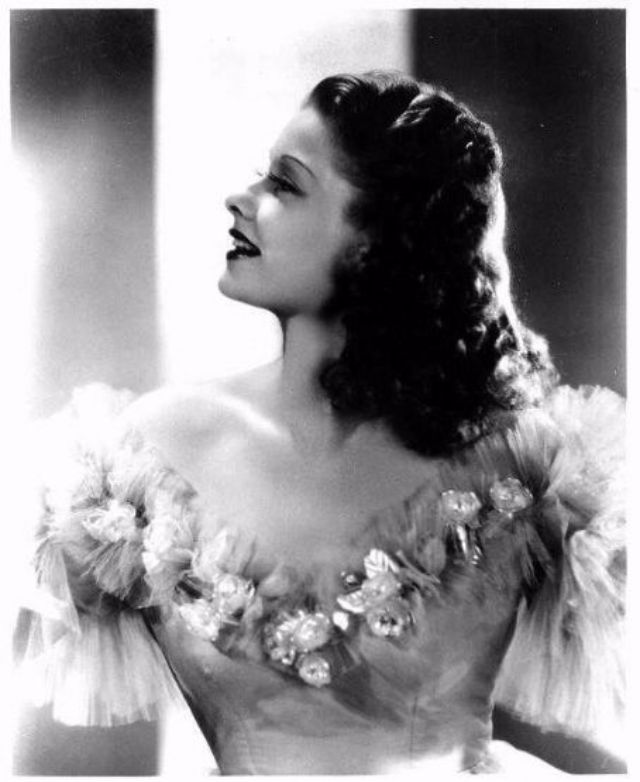 43 Glamorous Photos of Lucille Ball in the 1930s ~ Vintage Everyday