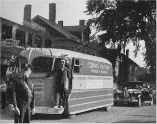 CARHUNTER : GENERAL MOTORS PARADE OF PROGRESS- FUTURLINER OR STREAMLINER?