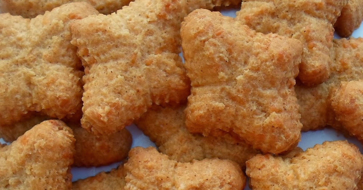 Happier Than A Pig In Mud: Cheddar Spritz Crackers