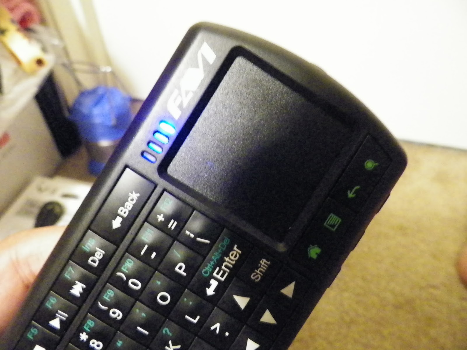 mygreatfinds: FAVI Mini Keyboard With Laser Pointer Review
