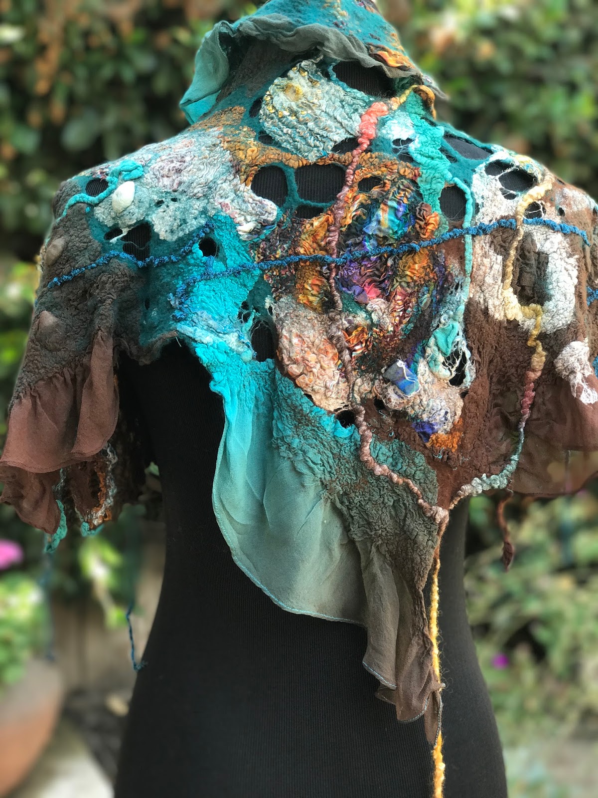 Studio 907: United in Felt - Nuno Felted Seamless Scarf Collars