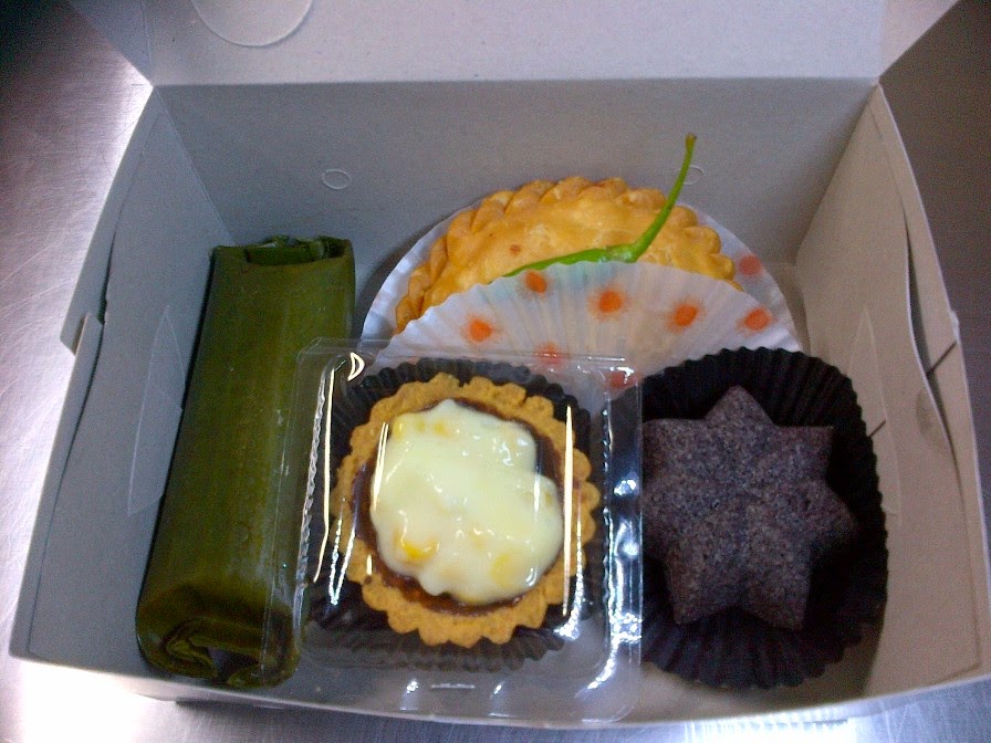 WarungKue.Com: Jualan Snack, Snack Box, Kue dan Cake di Bekasi ...